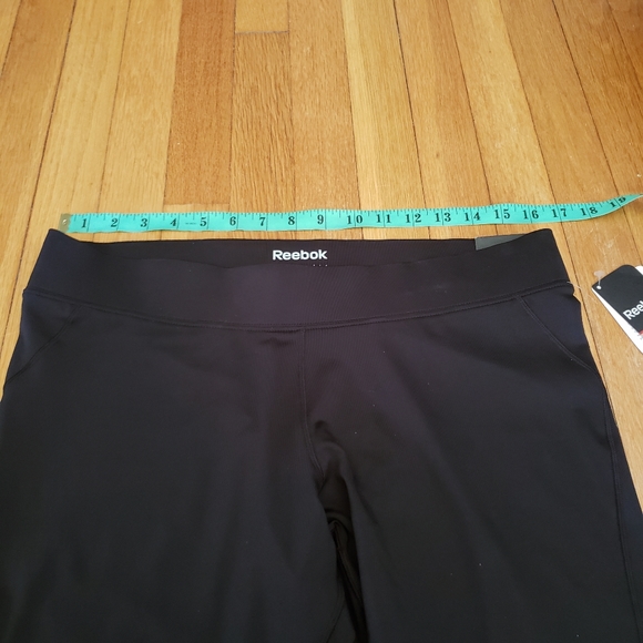 Reebok | Pants & Jumpsuits | Reebok Tight Fit Compression Crop Xl Black ...